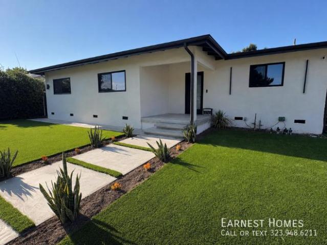 4 Br, 2 bath, Single Family 16701 Chatsworth St