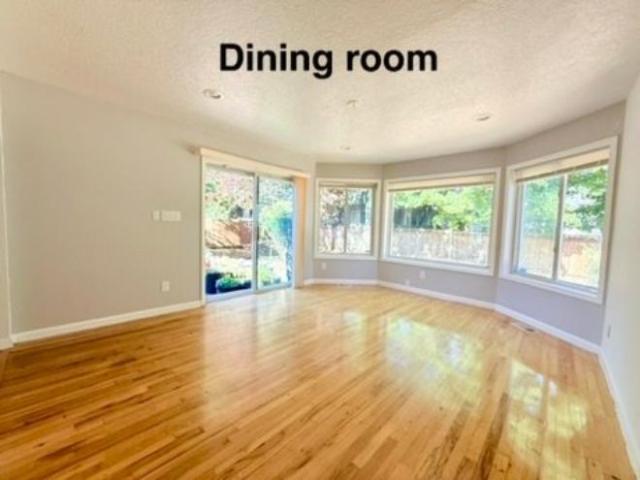 4 Br, 2 bath, Single Family 16725 SE Naegeli