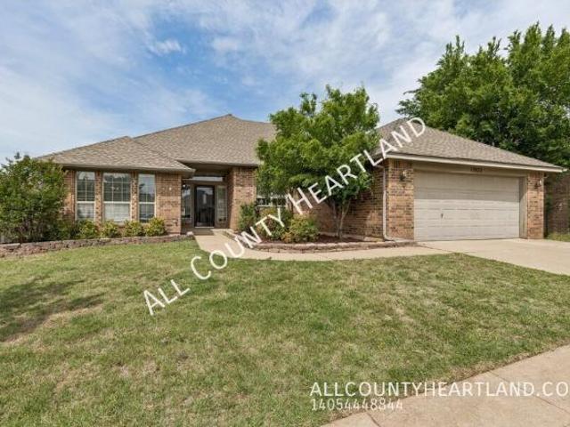4 Br, 2 bath, Single Family 17025 Canyonwood Ln