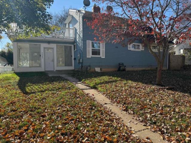 4 Br, 2 bath, Single Family 1703 Mcauliffe Dr