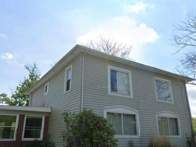 4 Br, 2 bath, Single Family 1703 Skyline Heights