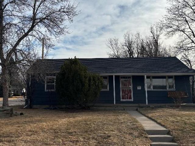 4 Br, 2 bath, Single Family 1708 S Eudora St