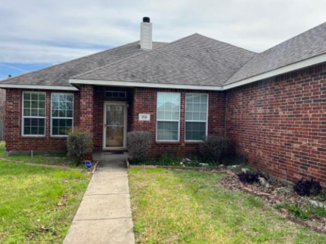 4 Br, 2 bath, Single Family 1738 Summerwood Ln