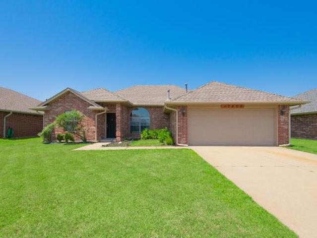 4 Br, 2 bath, Single Family 17405 Bronze Lane