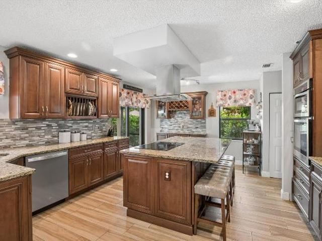 4 Br, 2 bath, Single Family 1751 NW 112th Terrace