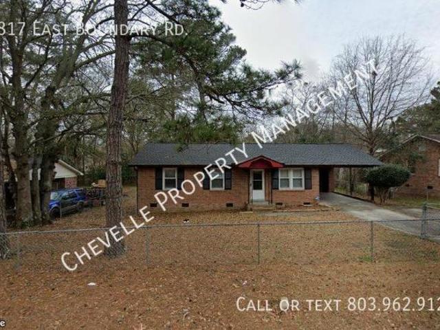 4 Br, 2 bath, Single Family 1817 East Boundary Rd