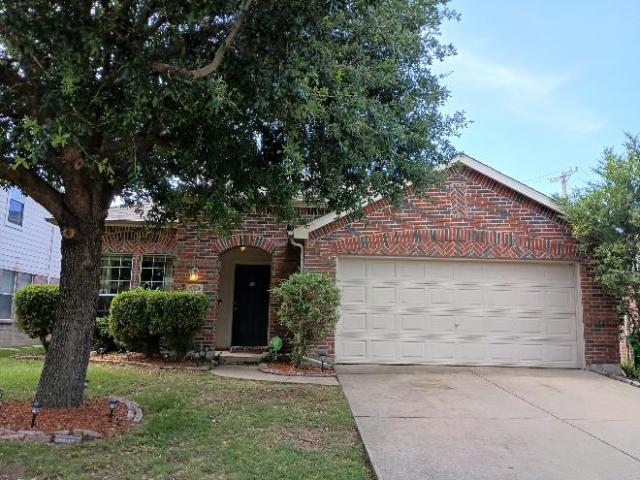 4 Br, 2 bath, Single Family 1820 Ringtail Dr