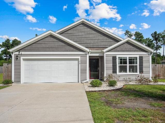 4 Br, 2 bath, Single Family 184 Everett Yopp Drive