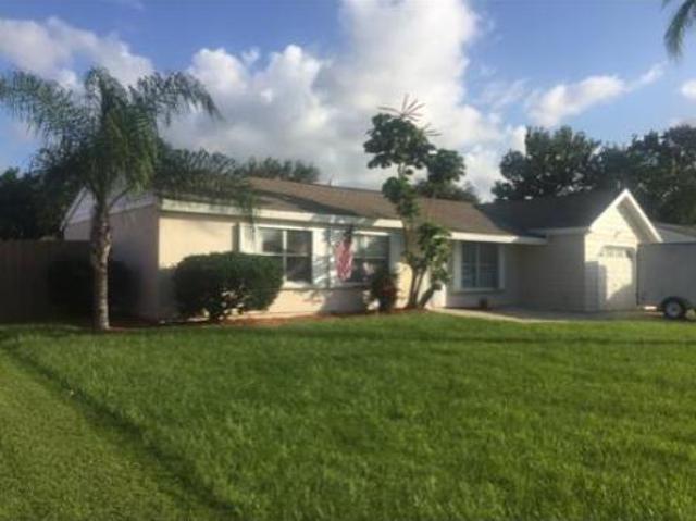 4 Br, 2 bath, Single Family 1921 SE Oxmoor Terrace
