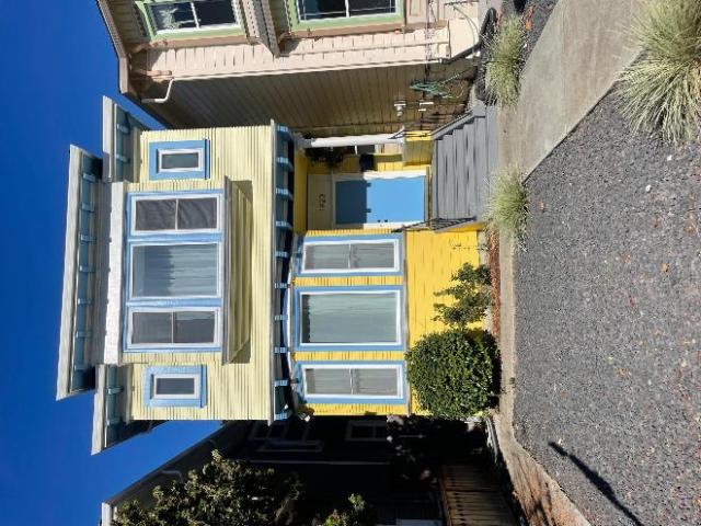 4 Br, 2 bath, Single Family 1923 West Street