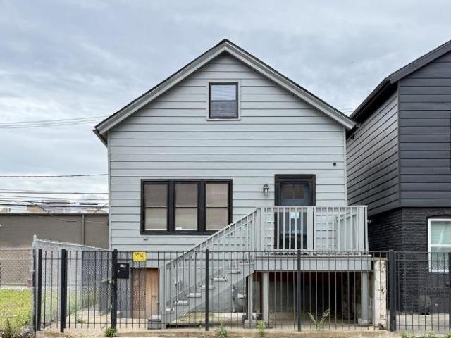 4 Br, 2 bath, Single Family 1933 W Grand