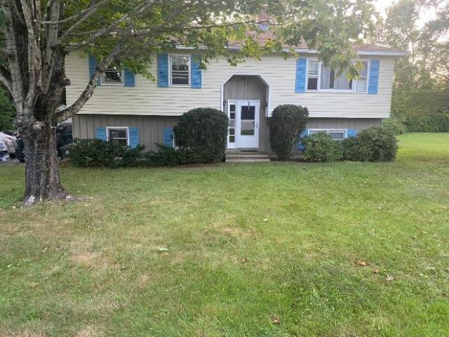 4 Br, 2 bath, Single Family 19 Wendy Way