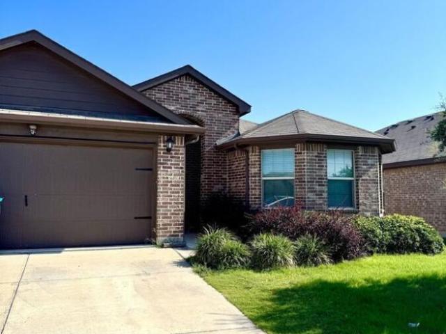 4 Br, 2 bath, Single Family 10008 Clemmons