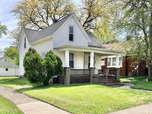4 Br, 2 bath, Single Family 1004 15th St