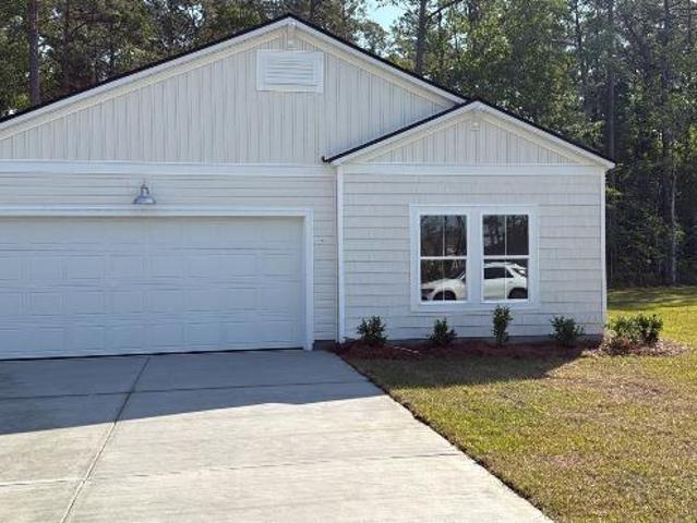 4 Br, 2 bath, Single Family 1016 Harbor Dr
