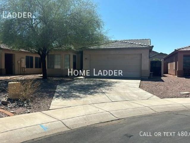 4 Br, 2 bath, Single Family 10805 W Wilshire Dr