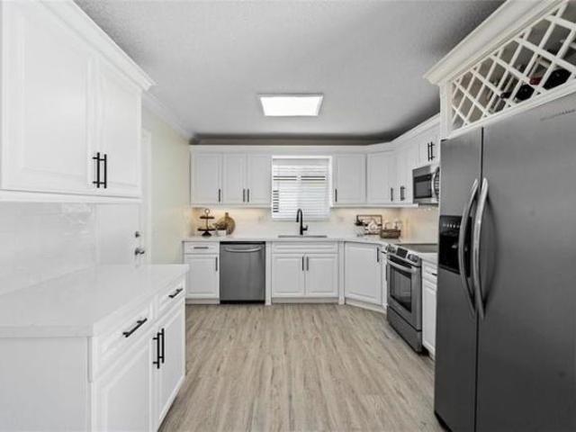 4 Br, 2 bath, Single Family 10884 Gantry Street