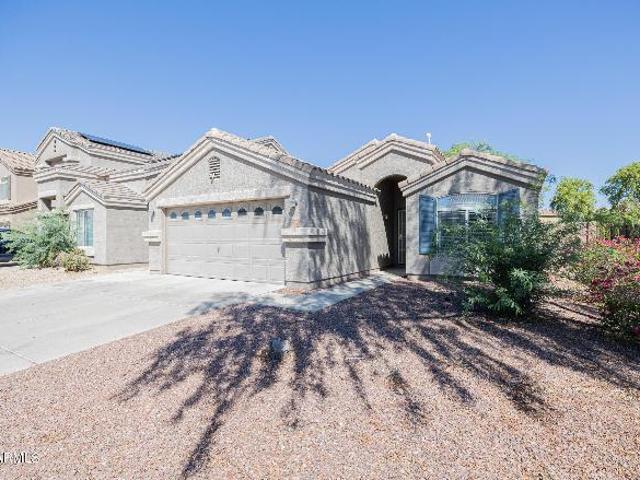 4 Br, 2 bath, Single Family 10960 W Taft Street