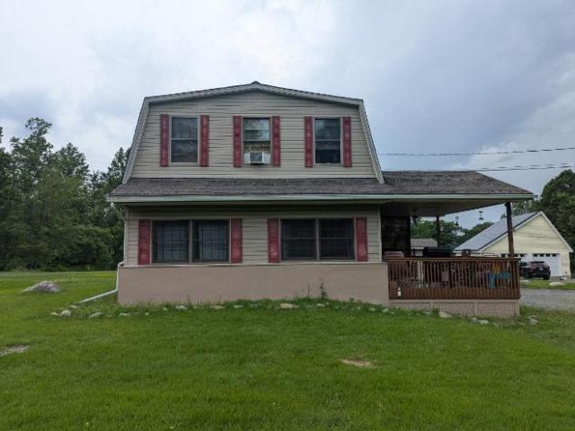 4 Br, 2 bath, Single Family 10 Shields Rd