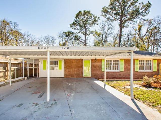 4 Br, 2 bath, Single Family 110 Kentshire Ave