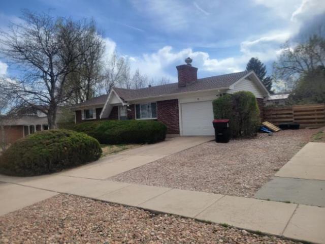 4 Br, 2 bath, Single Family 1114 Wynkoop Dr