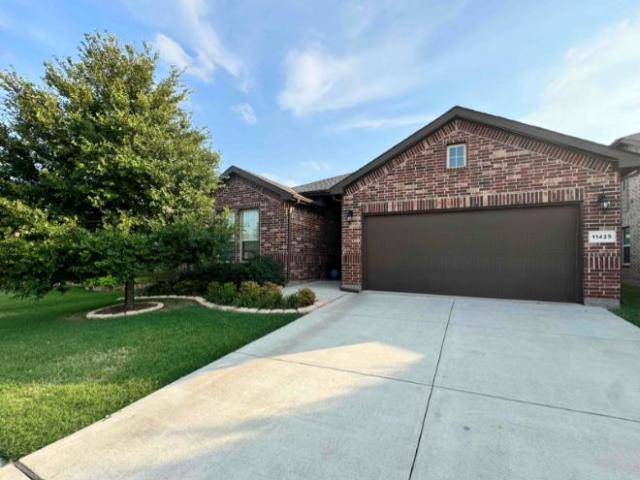 4 Br, 2 bath, Single Family 11425 Starlight Ranch Trail