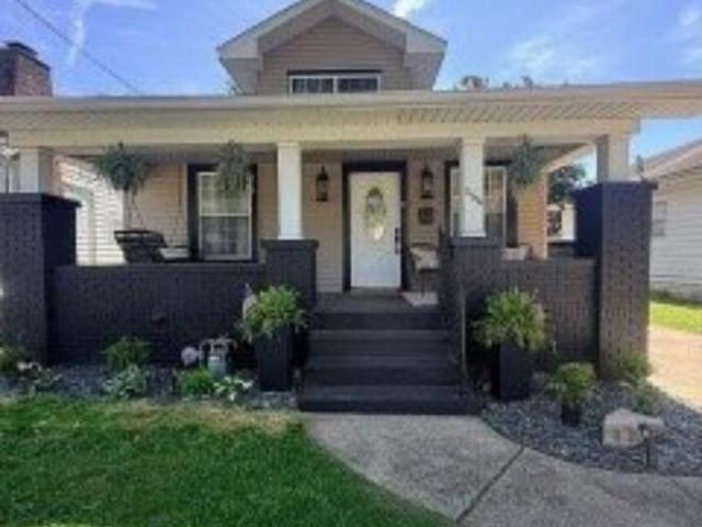 4 Br, 2 bath, Single Family 1166 Vann Ave