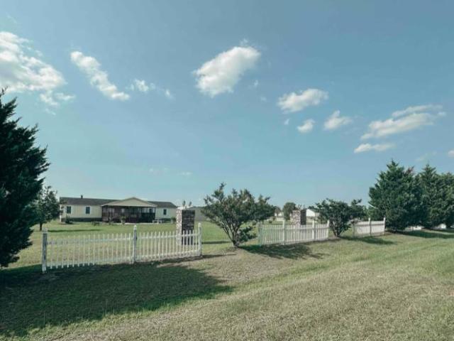 4 Br, 2 bath, Single Family 11 Coastal Ln