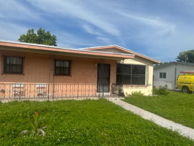 4 Br, 2 bath, Single Family 12041 NW 22nd Pl