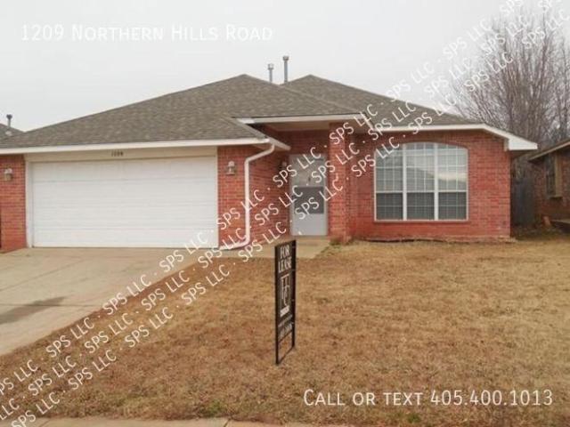 4 Br, 2 bath, Single Family 1209 Northern Hills Road