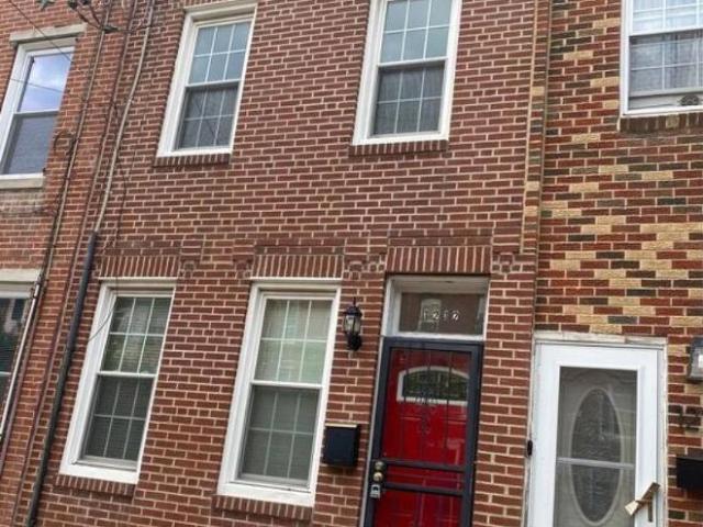 4 Br, 2 bath, Single Family 1212 North Howard Street