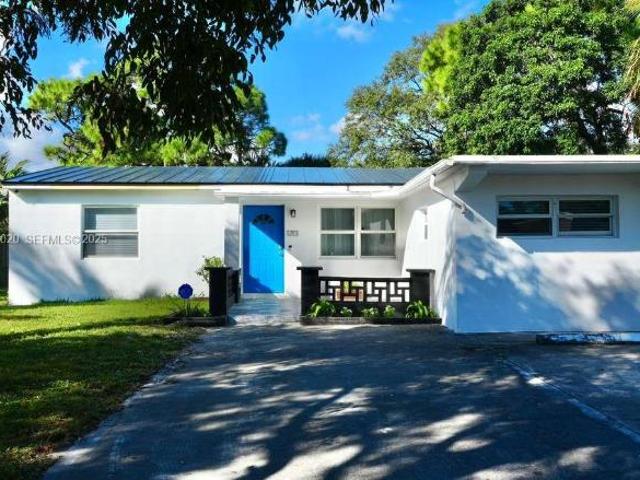 4 Br, 2 bath, Single Family 1213 NW 6th Ave