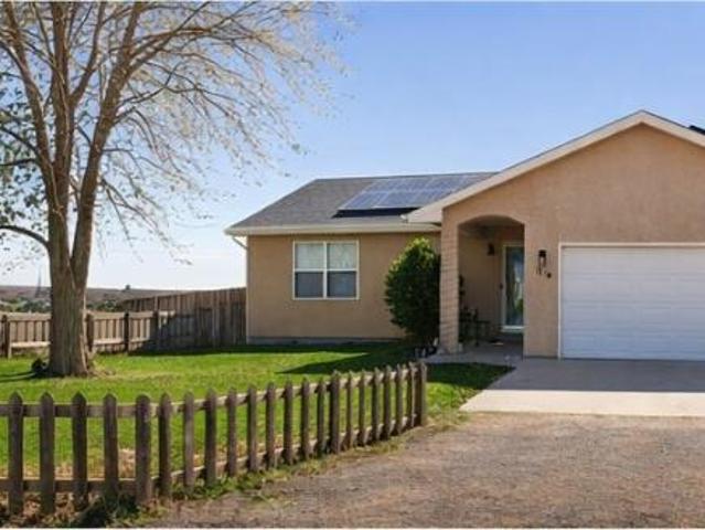 4 Br, 2 bath, Single Family 1214 North Kirkwoood Drive