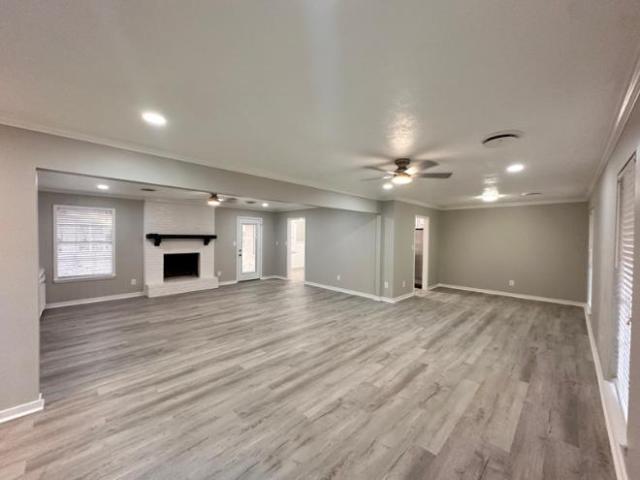 4 Br, 2 bath, Single Family 121 Fern Valley Road