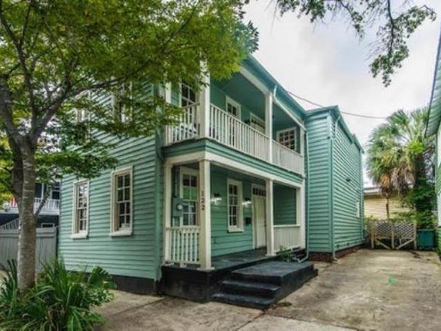 4 Br, 2 bath, Single Family 122 Coming St