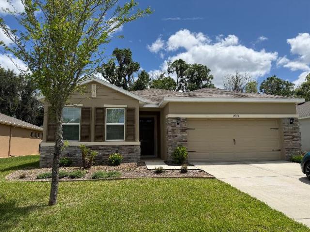 4 Br, 2 bath, Single Family 12374 E Point Dr