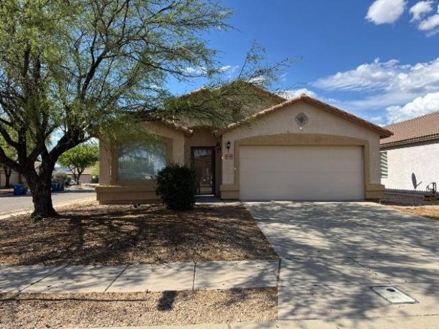 4 Br, 2 bath, Single Family 12649 E Mandell Pass
