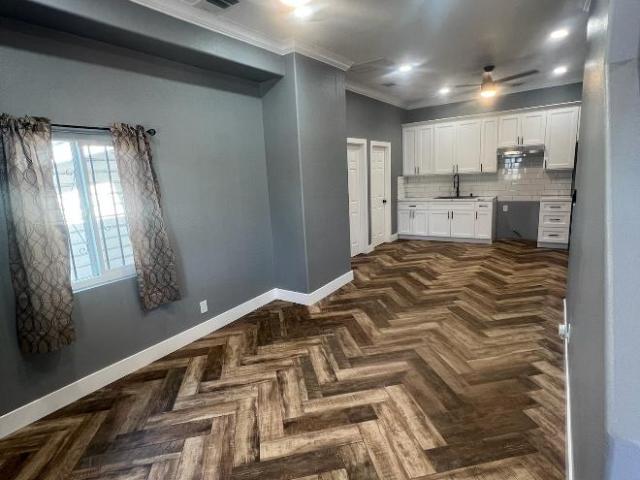4 Br, 2 bath, Single Family 1280 W Congress St