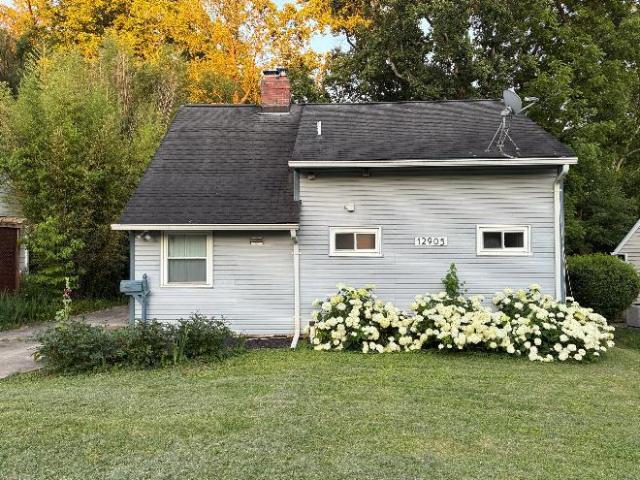 4 Br, 2 bath, Single Family 12905 Atlantic Ave