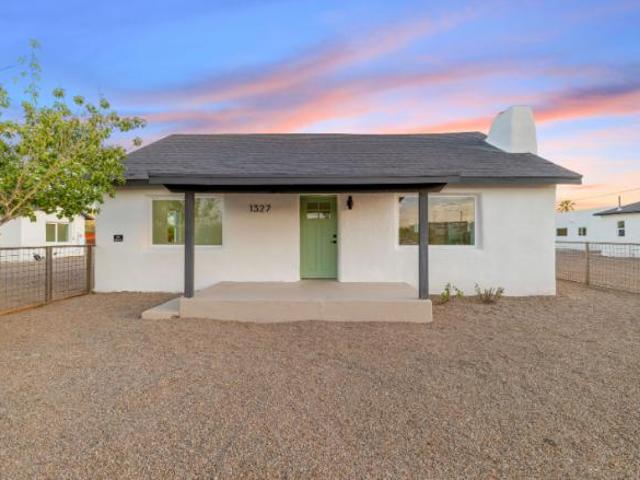 4 Br, 2 bath, Single Family 1327 W Speedway Blvd
