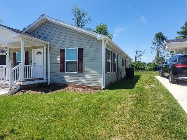 4 Br, 2 bath, Single Family 1367 Connecticut Ave