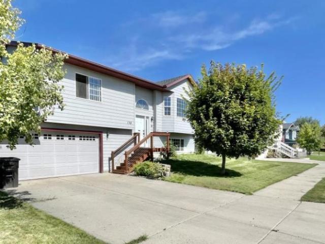 4 Br, 2 bath, Single Family 138 Colter Loop Dr