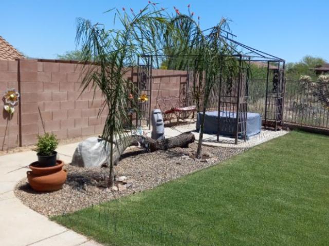 4 Br, 2 bath, Single Family 1 S Golden Sunrise Pl