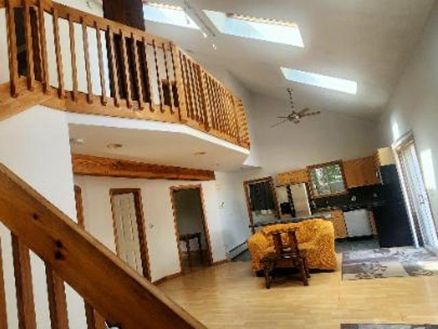 4 Br, 2 bath, Single Family 1 Tristan Drive