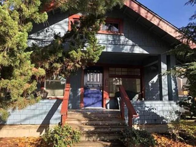 4 Br, 2 bath, Single Family 245 West 13th Ave