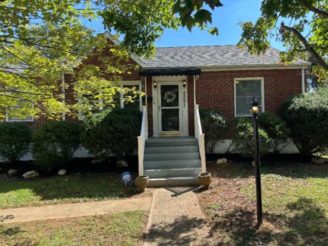 4 Br, 2 bath, Single Family 2521 Chatham St Nw