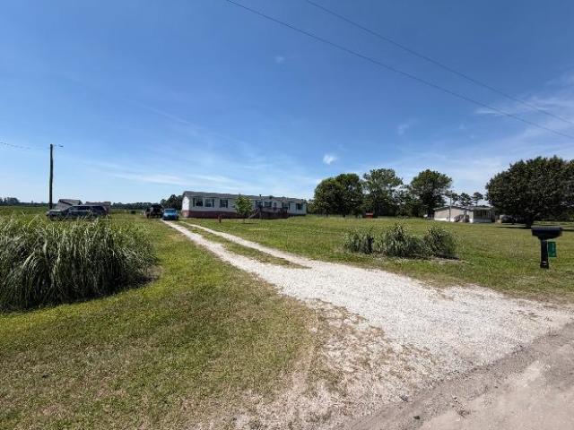 4 Br, 2 bath, Single Family 252 Heath Swamp Rd