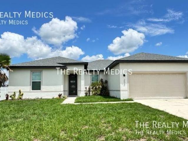 4 Br, 2 bath, Single Family 256 Hyacinth Ct
