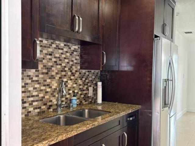4 Br, 2 bath, Single Family 2571 NW 153rd St