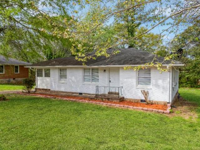 4 Br, 2 bath, Single Family 267 Wayne Avenue